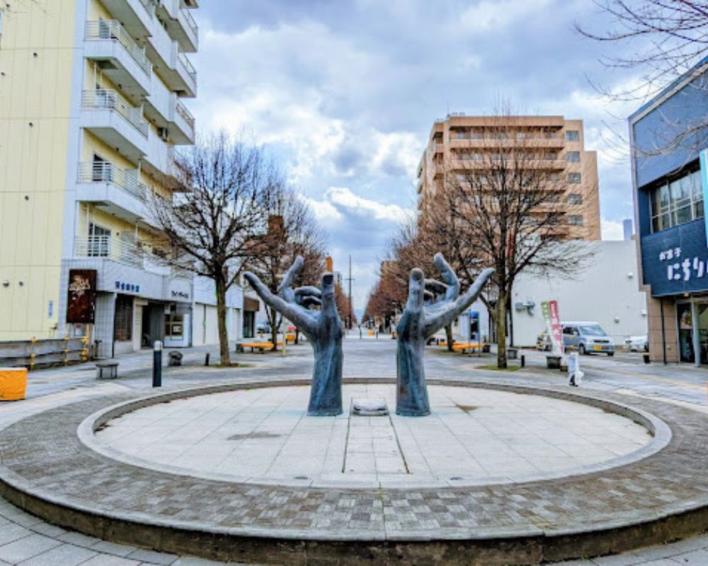 Heiwa Dori Shopping Street | Japan Insider